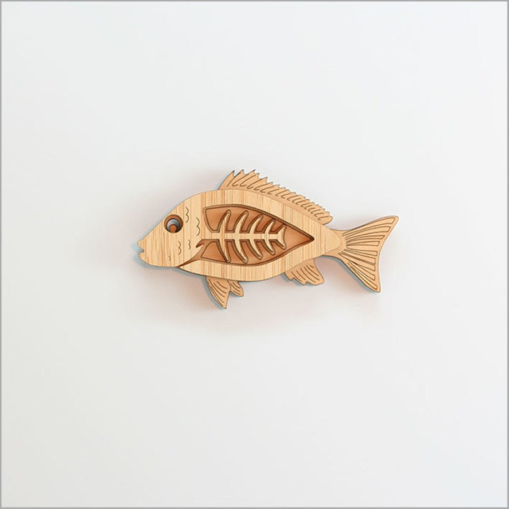 Magnet - Snapper NZ Rimu & Bamboo Veneer | Smartfox NZ – SmartfoxNZ